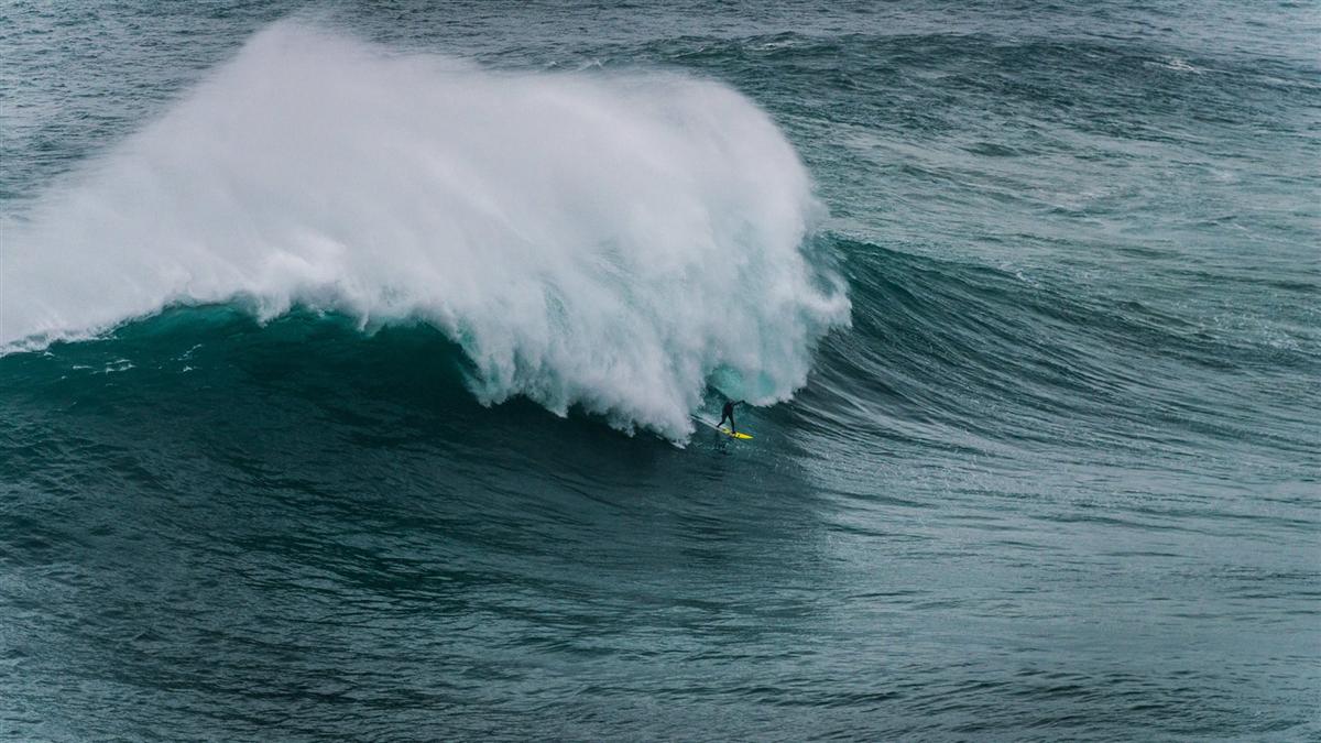 Getting Jonny Leon to the Nelscott Reef Big Wave Pro